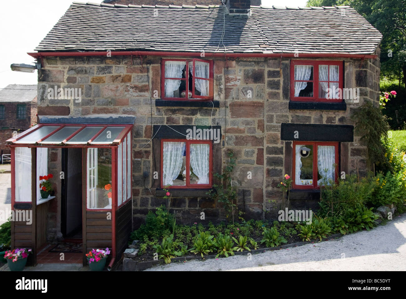 Flint mills hi-res stock photography and images - Alamy