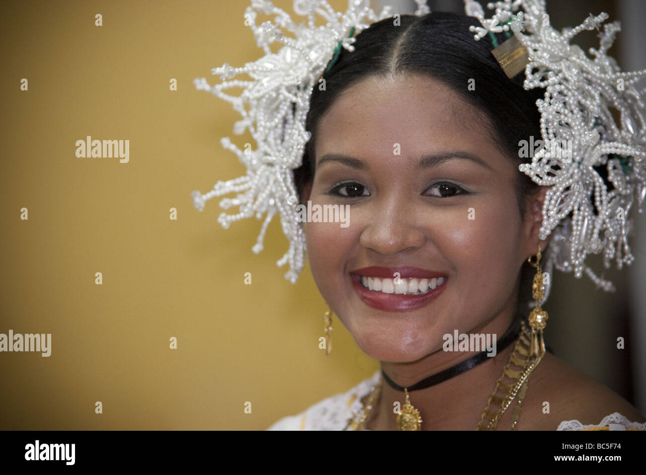 Panamanian dancer hi-res stock photography and images - Alamy