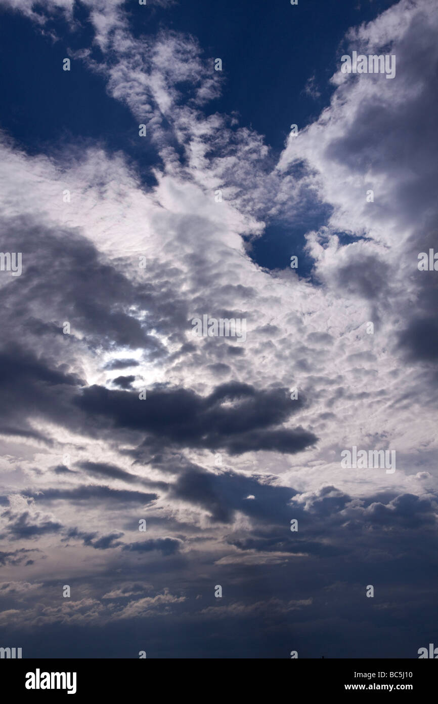 Heavy contrast hi-res stock photography and images - Alamy