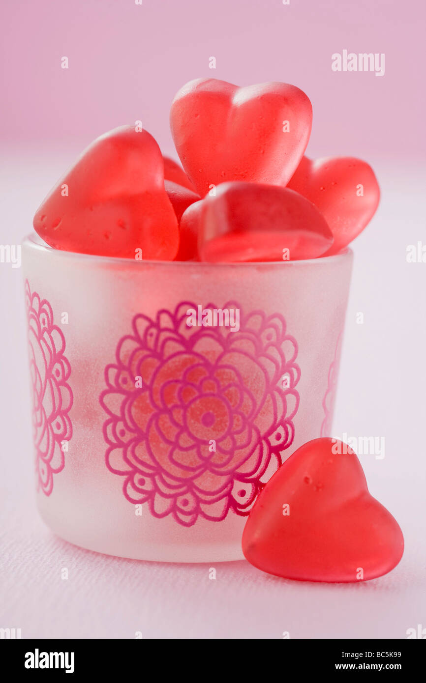 Heart shaped jelly sweets hi-res stock photography and images - Alamy