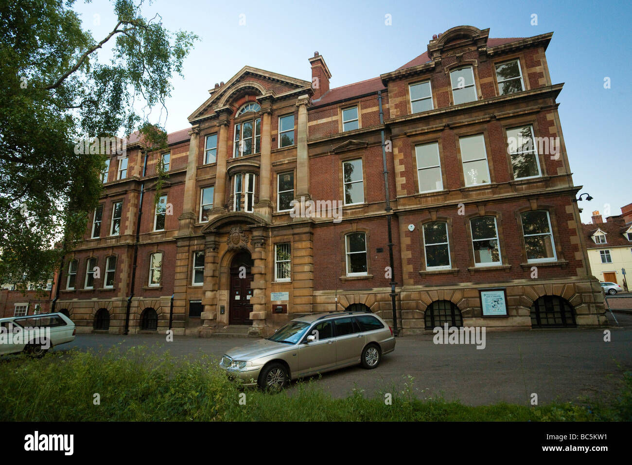 English courts hi-res stock photography and images - Alamy