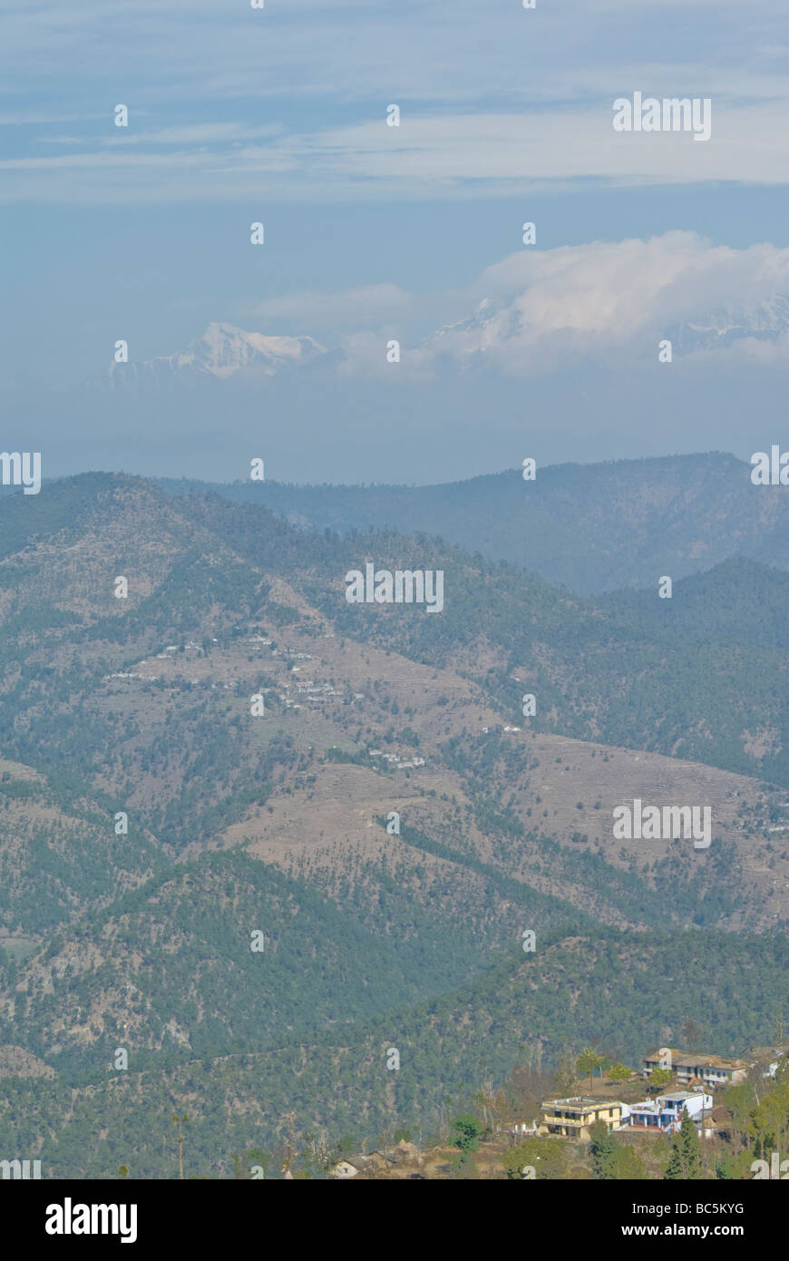 Views of lower himalayas hi-res stock photography and images - Alamy