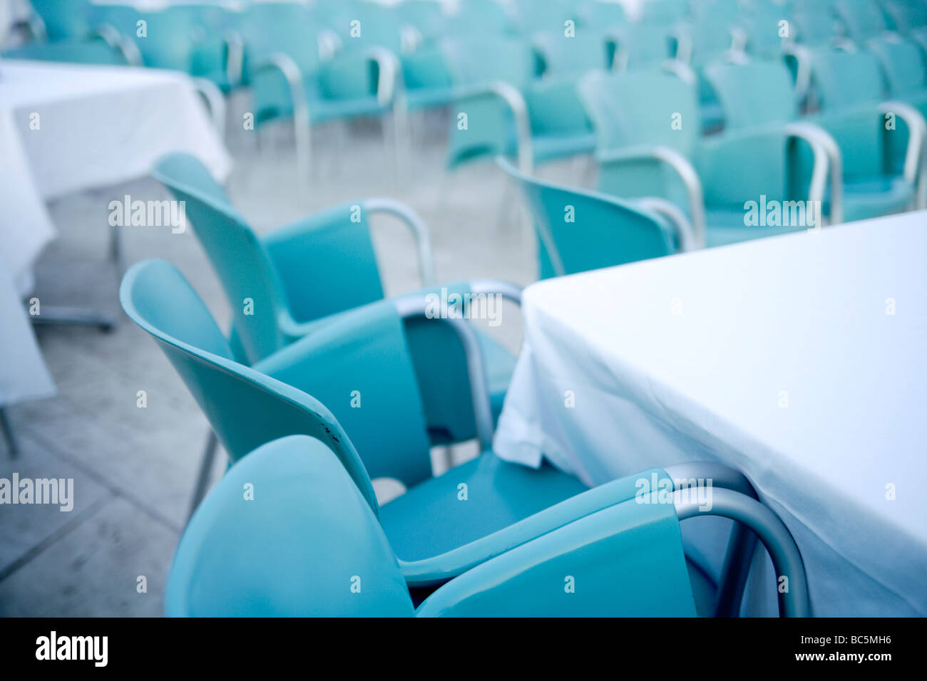 Empty chairs and tables Stock Photo - Alamy