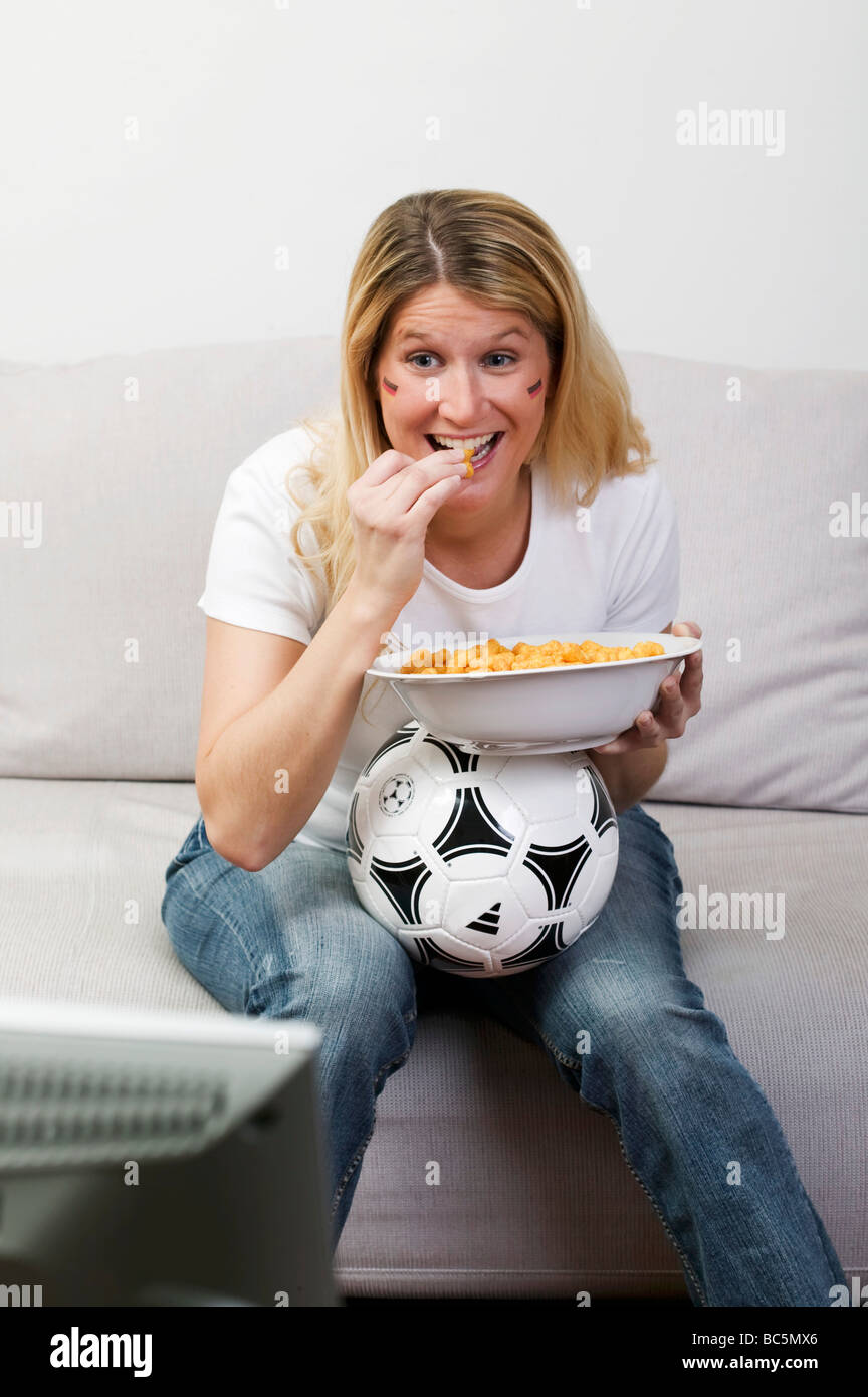 People consumed by tv hi-res stock photography and images - Alamy