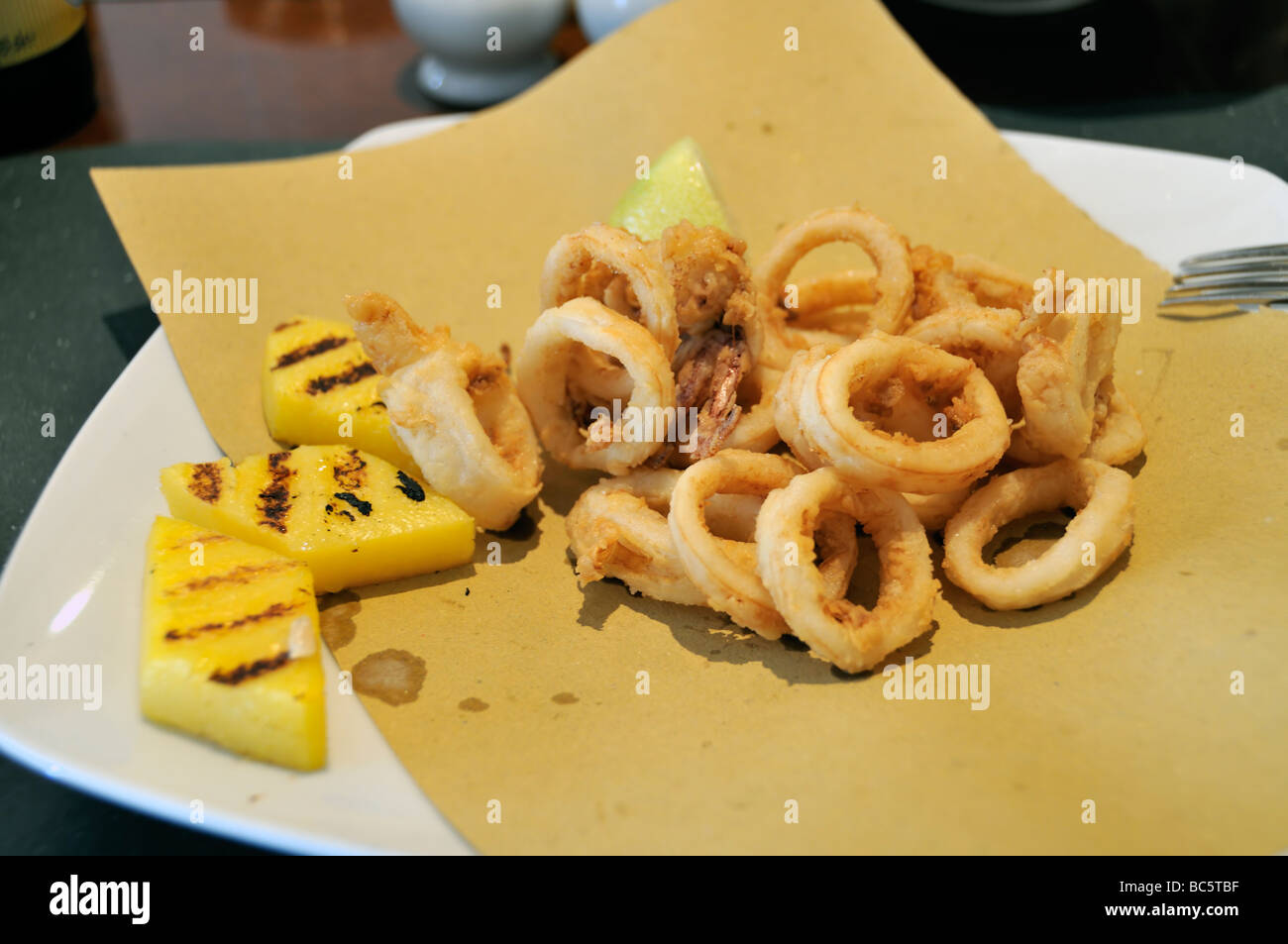 Squid and cuttlefish hi-res stock photography and images - Alamy