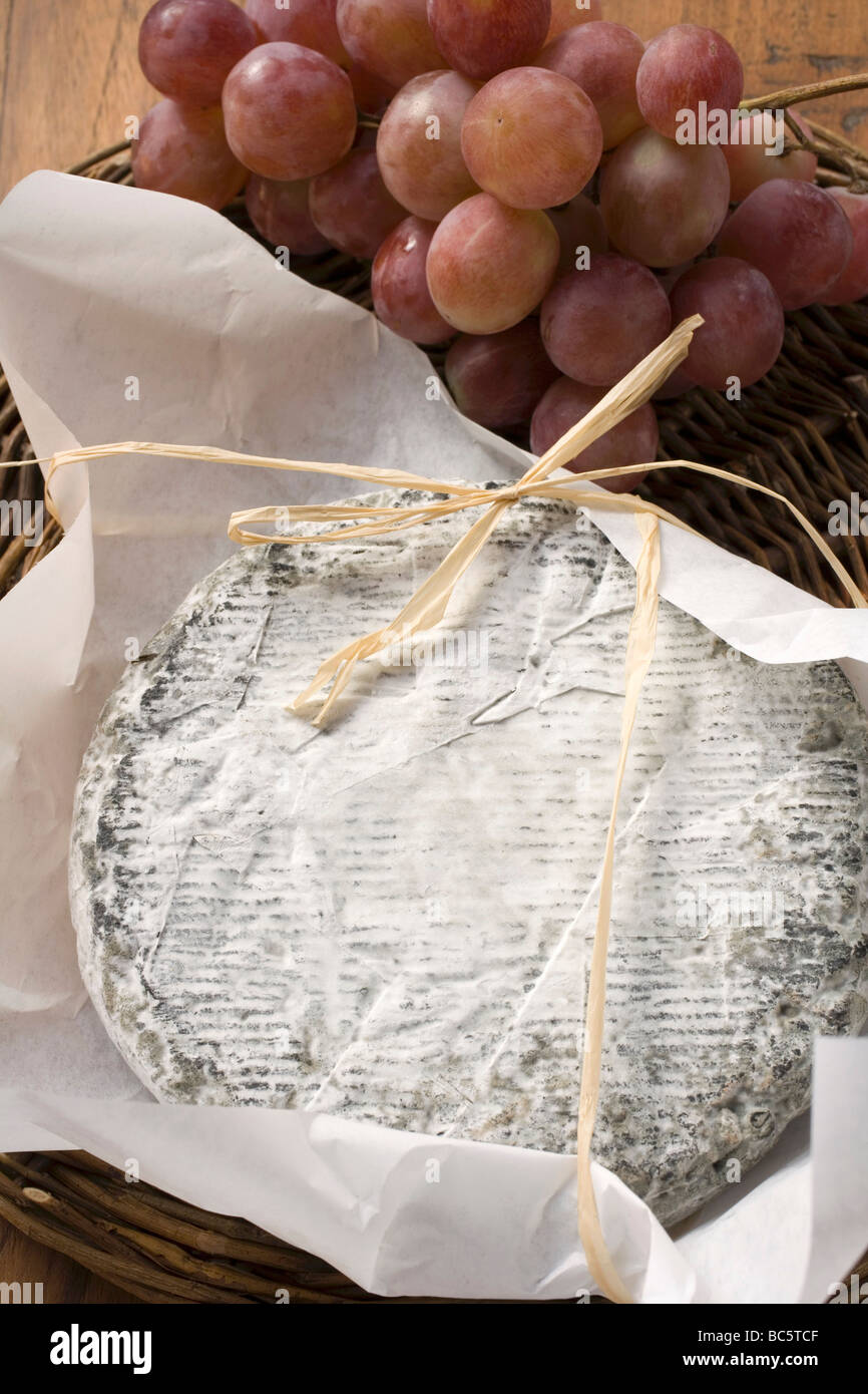 Bresse bleu hi-res stock photography and images - Alamy