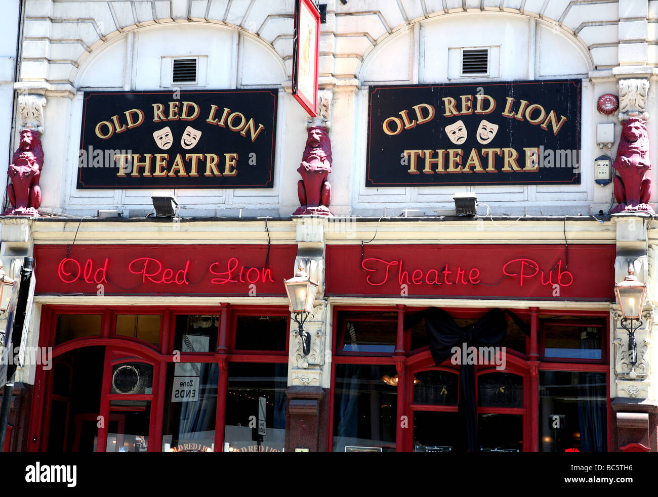The red lion pub london hi-res stock photography and images - Alamy