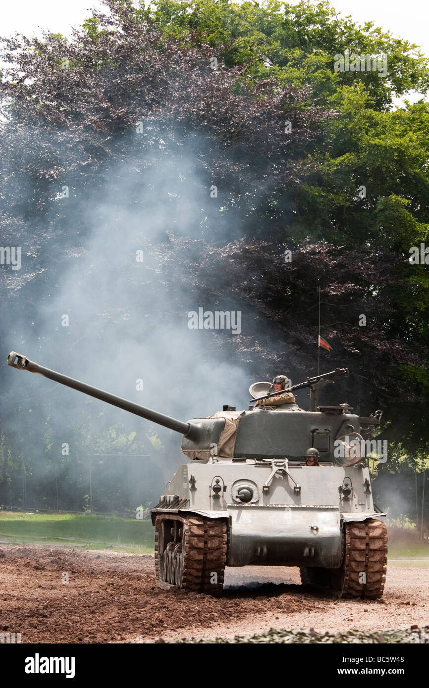 Sherman Tank Firefly Stock Photo - Alamy