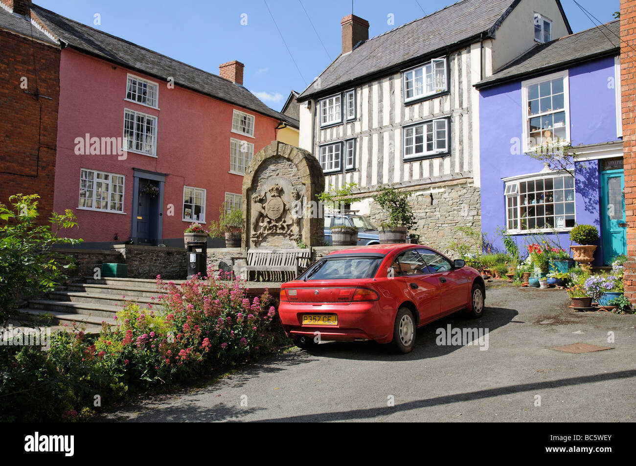 Bishops Castle town square monument southern Shropshire England UK ...