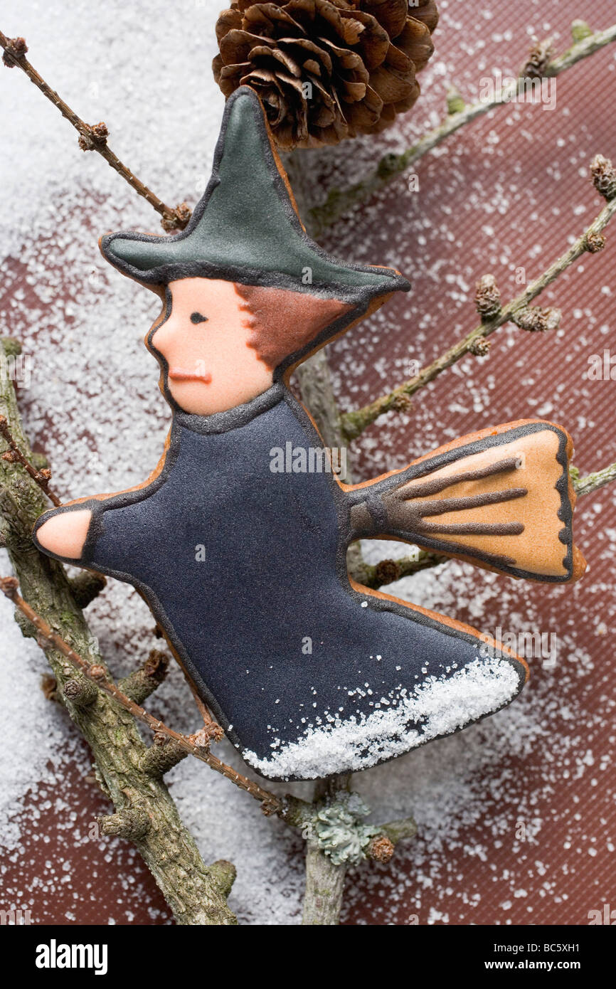 Gingerbread witch hi-res stock photography and images - Alamy