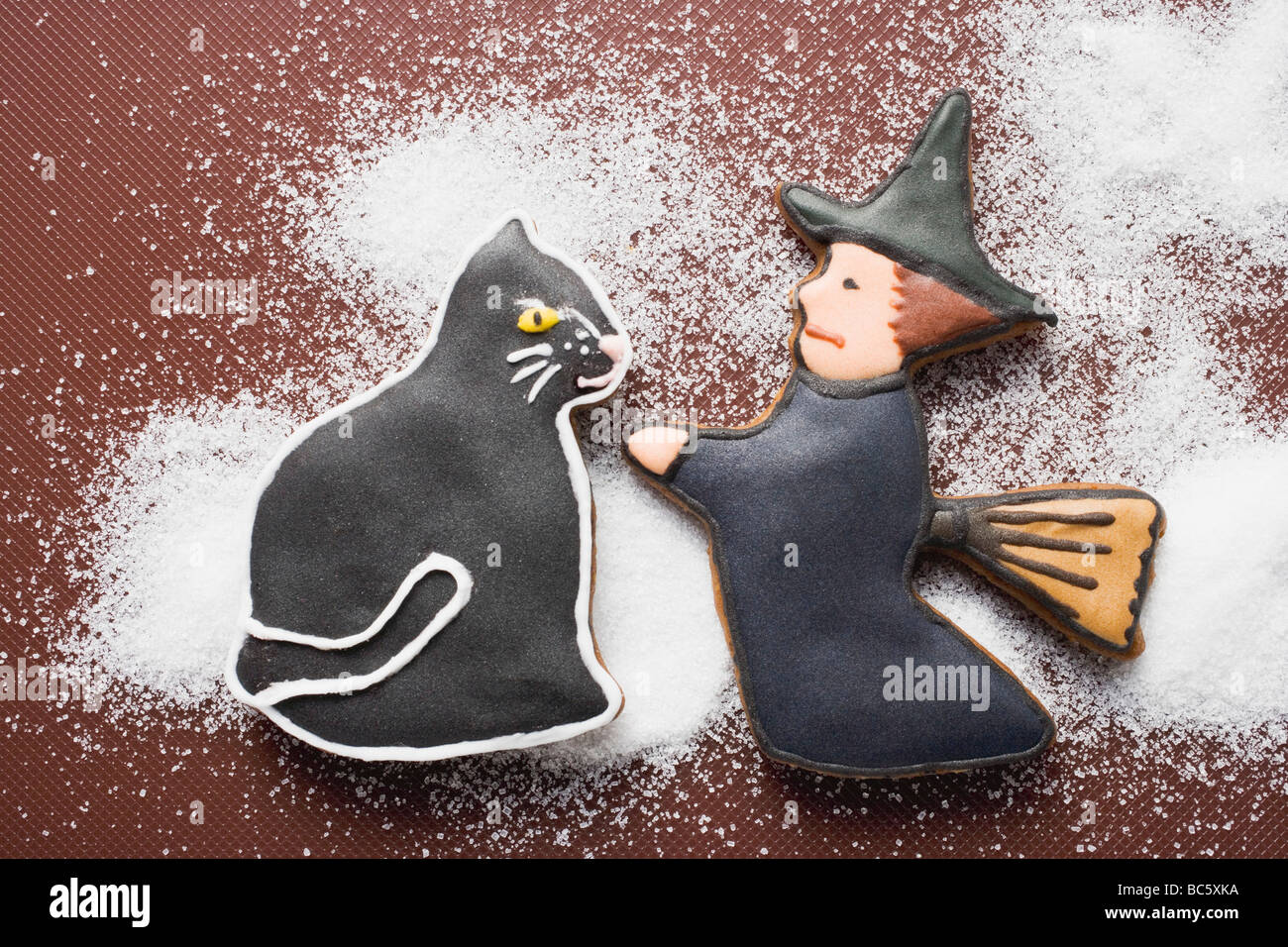 Gingerbread witch hi-res stock photography and images - Alamy