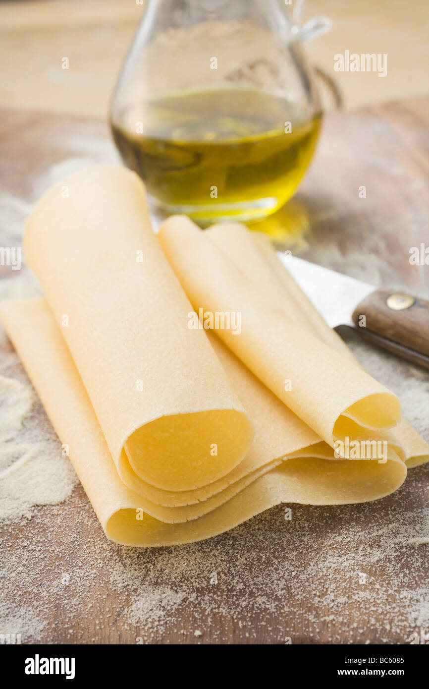 Rolled out pasta dough hi-res stock photography and images - Alamy
