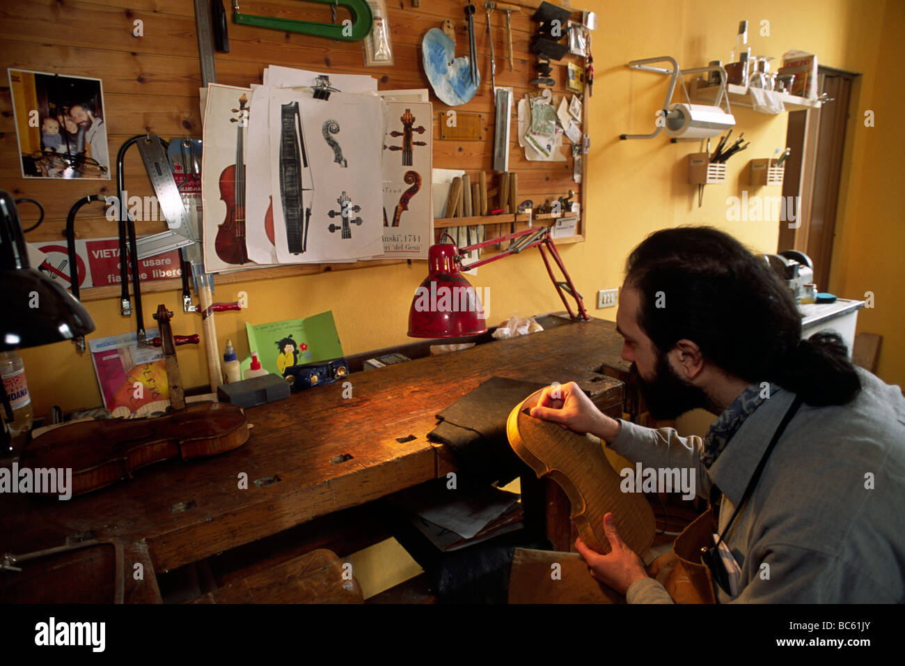 Italy, Lombardy, Cremona, violin maker Francesco Toto Stock Photo - Alamy