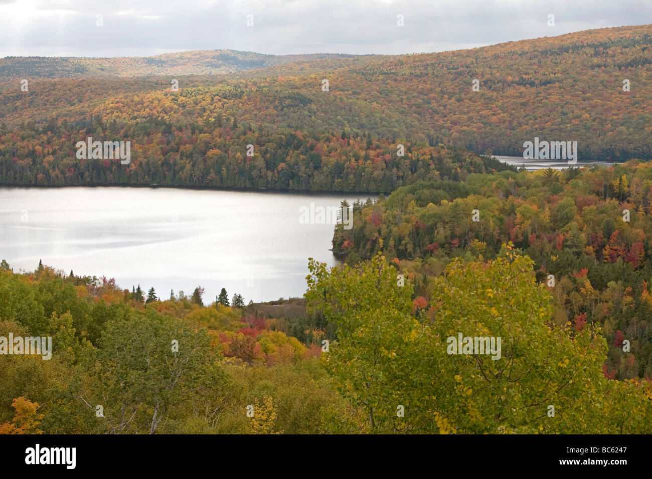 Lakes of quebec hi-res stock photography and images - Alamy