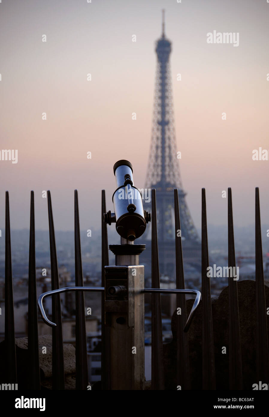 Telescope with the Eiffel tower in the distance Stock Photo - Alamy