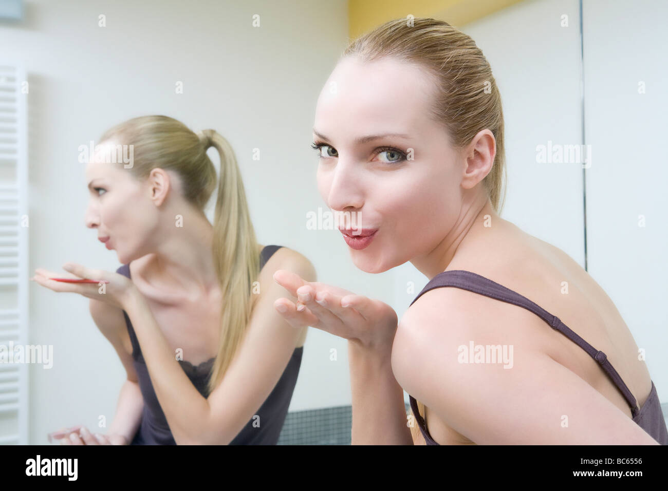 Young woman blowing kiss, portrait Stock Photo - Alamy Young woman blowing kiss, portrait Stock Photo - Alamy