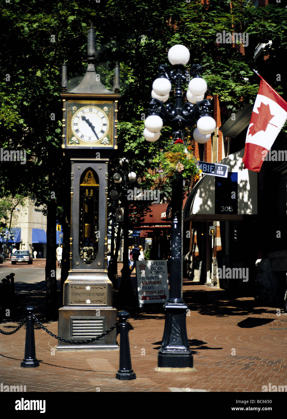Steam clock hi-res stock photography and images - Alamy