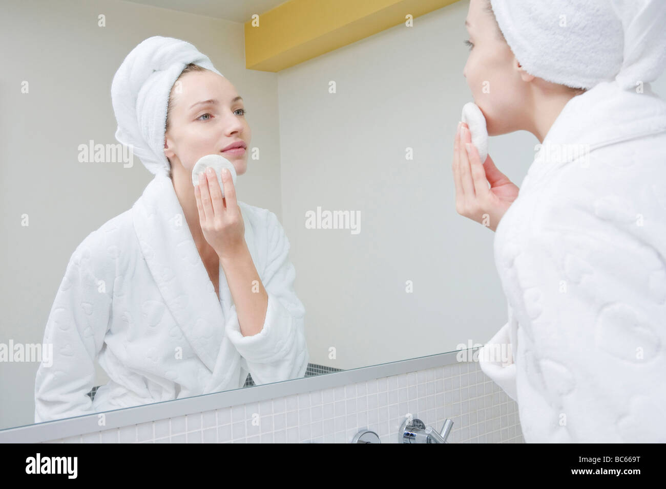 Painting Person Puff High Resolution Stock Photography and Images - Alamy