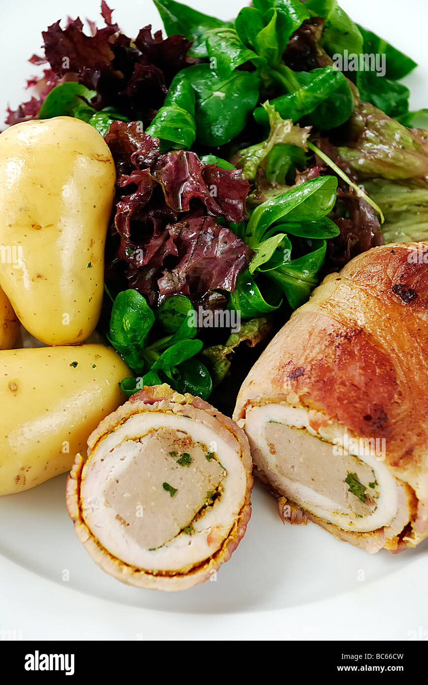 Chicken roulade hi-res stock photography and images - Alamy