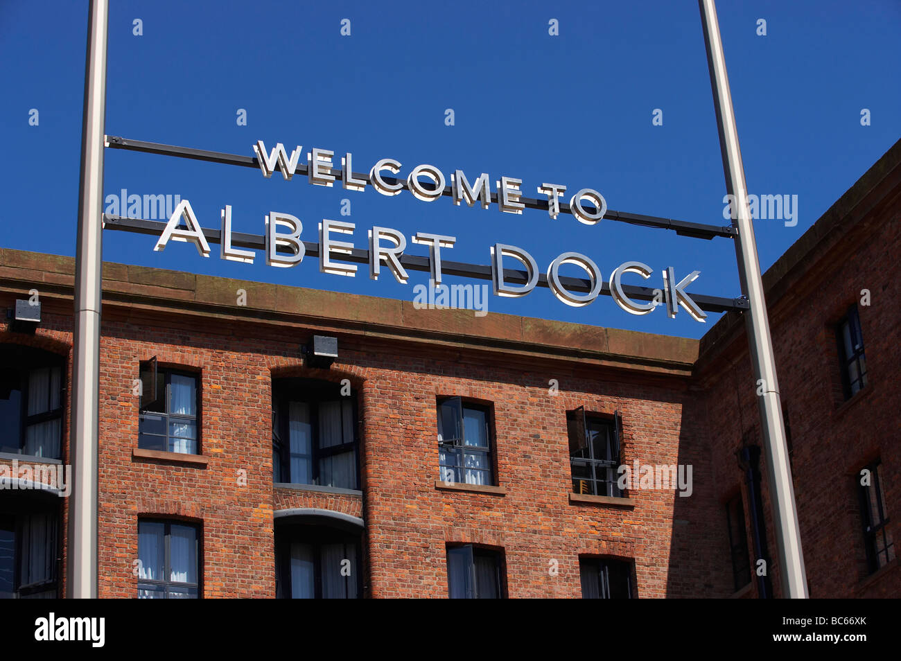 Welcome sign detail hi-res stock photography and images - Alamy