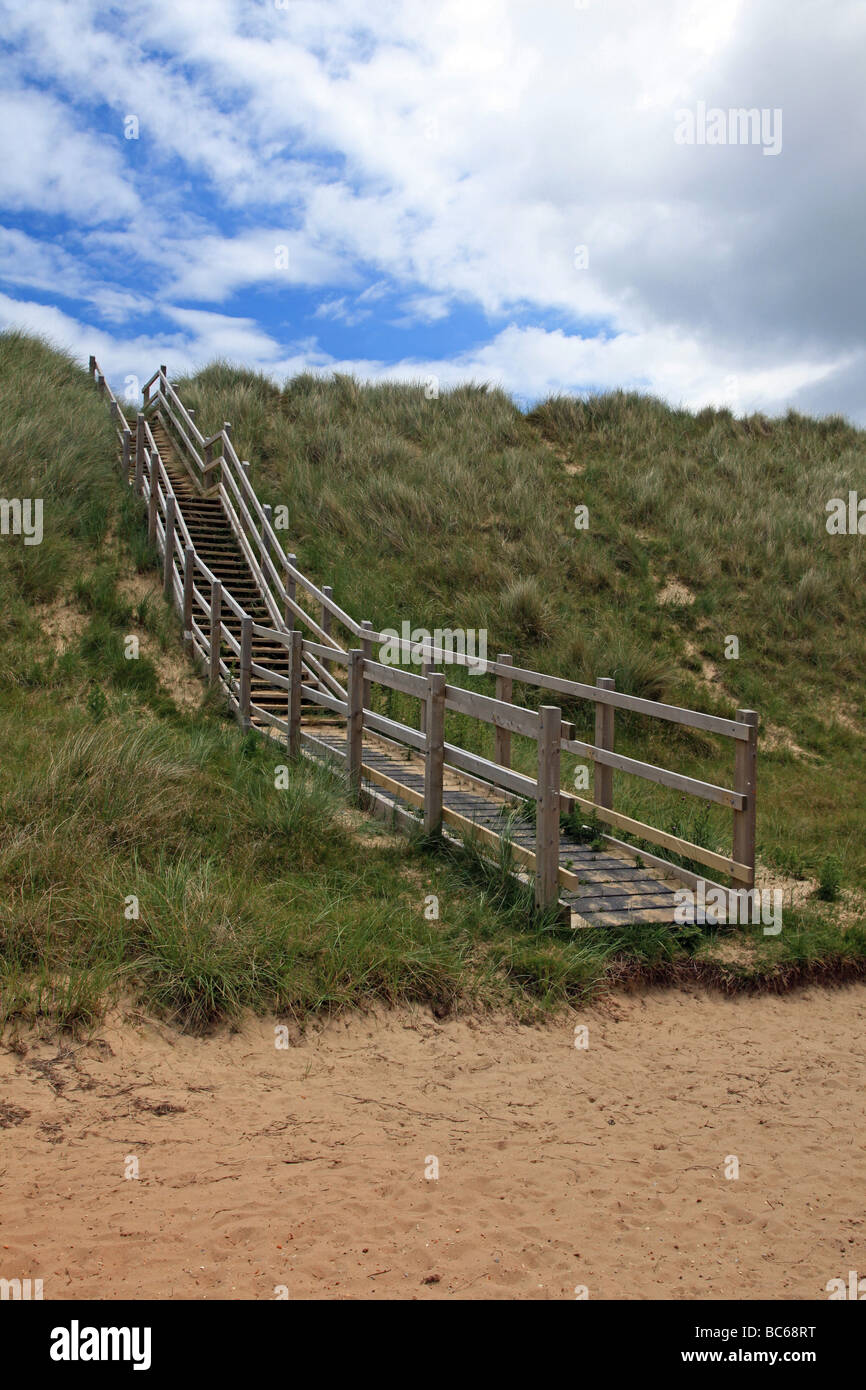 Dunes walkway hi-res stock photography and images - Alamy