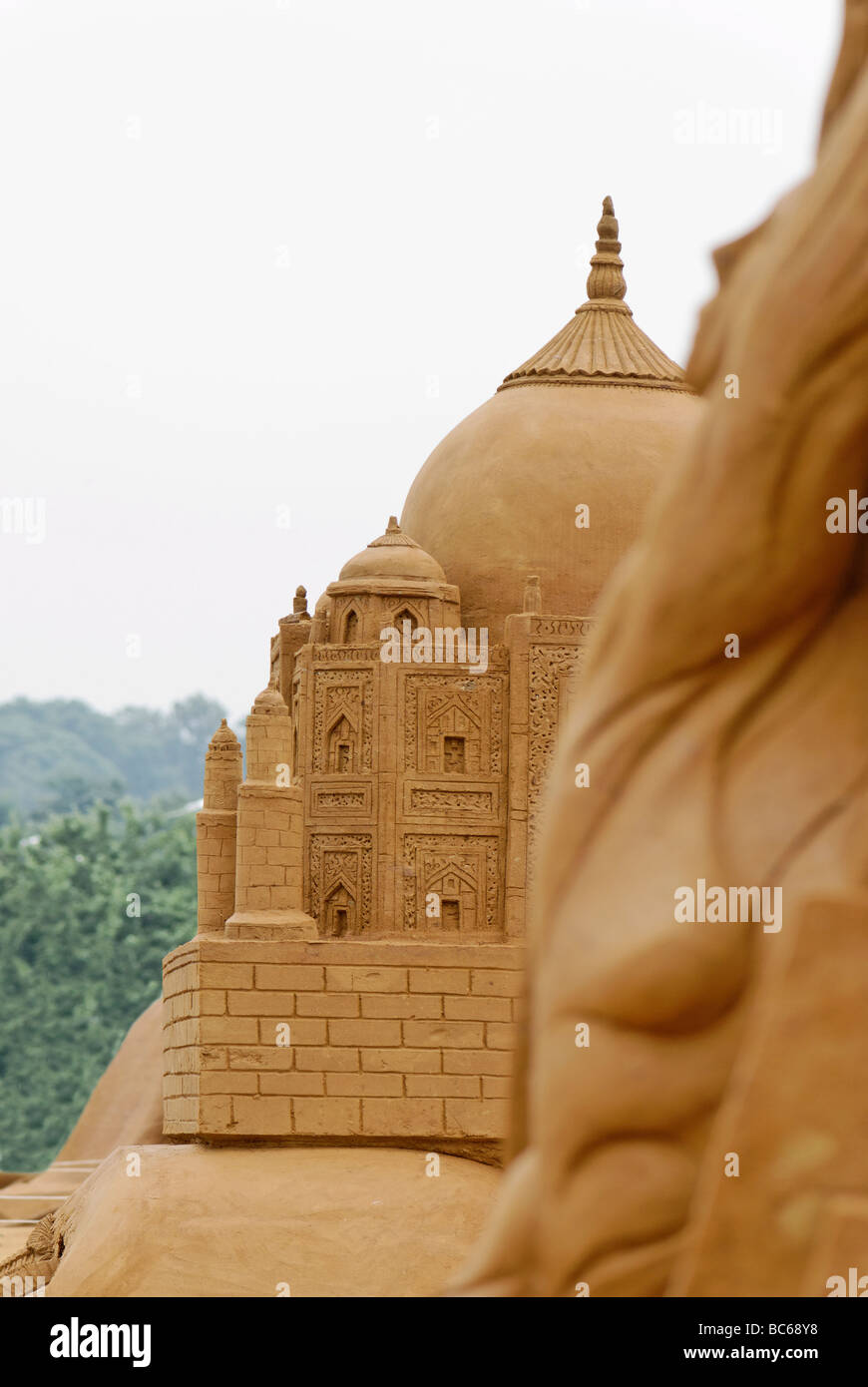 Sand sculptures on International Exhibition in Kolomenskoye Moscow ...