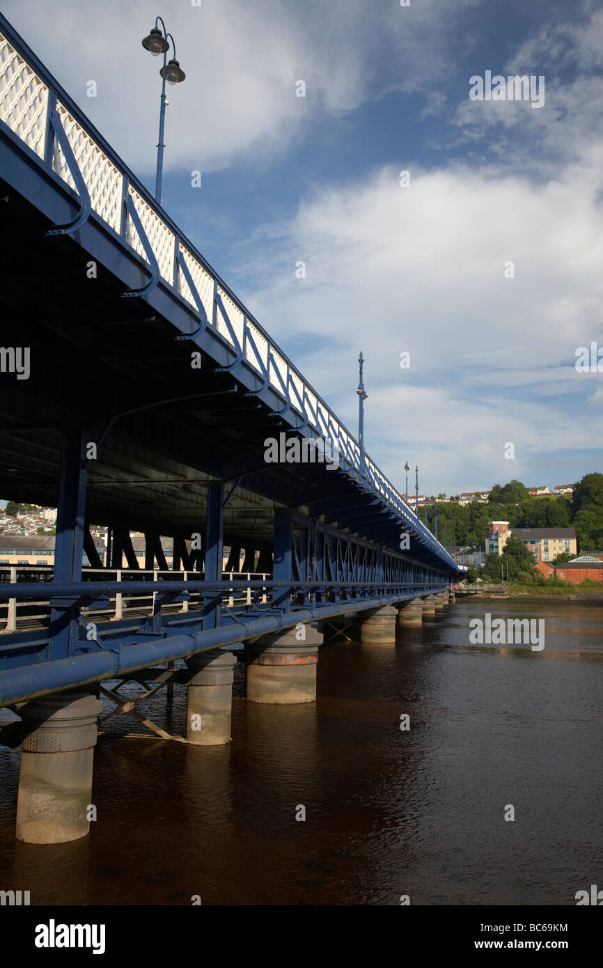 Craigavon double deck road and foot bridge across the river foyle in ...