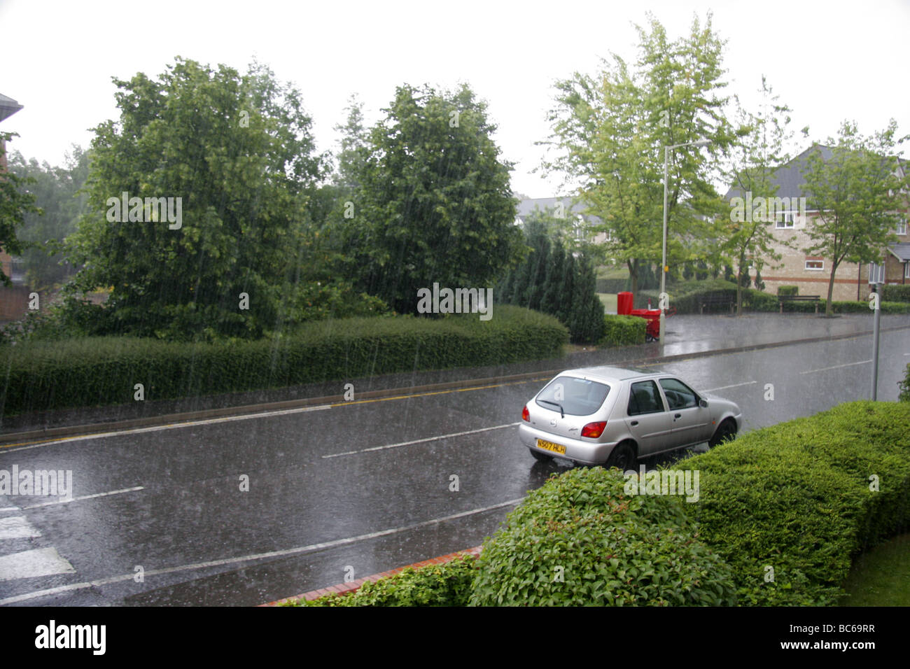 Rain summer uk hi-res stock photography and images - Alamy