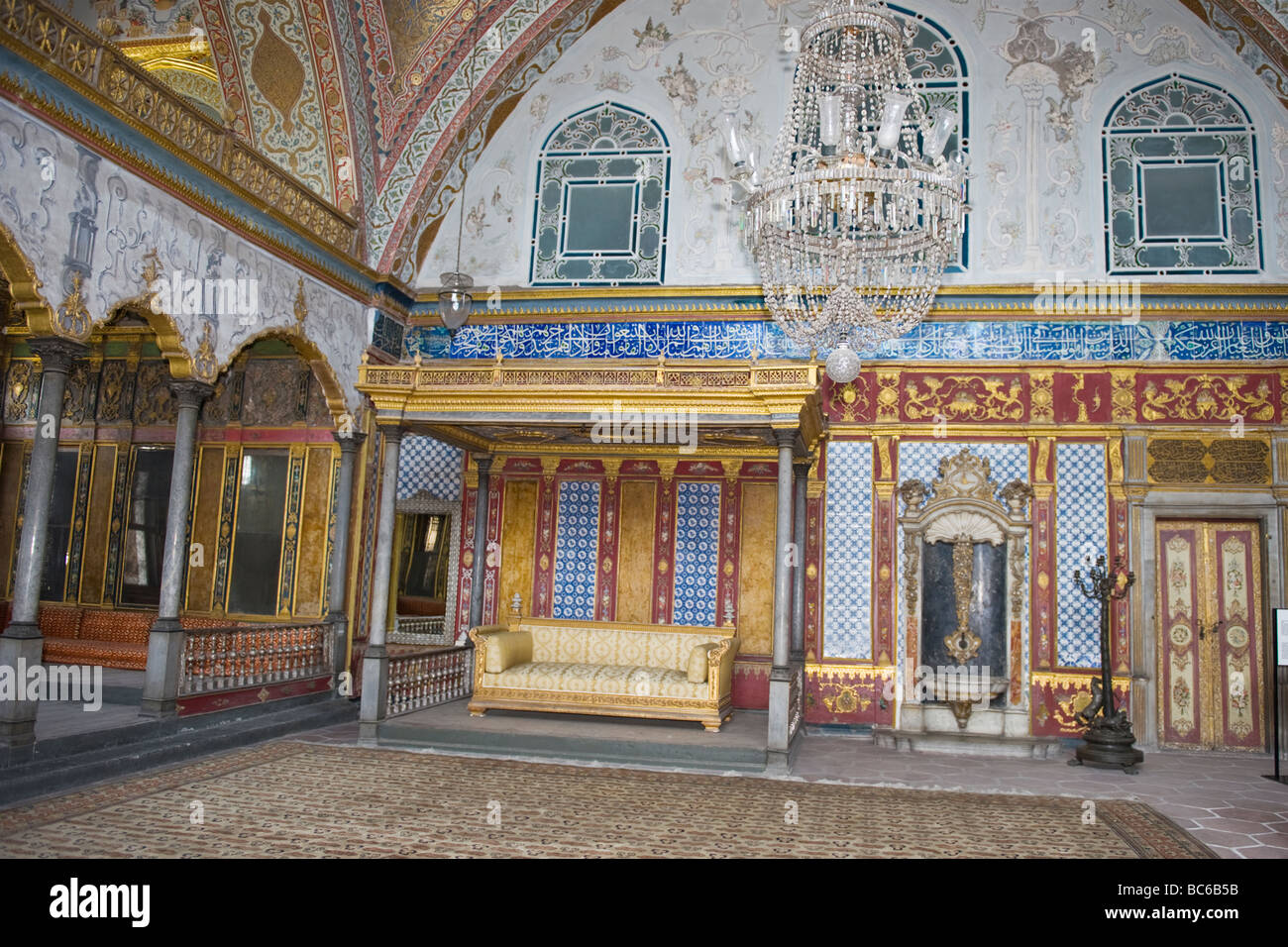 Turkey , Istanbul , Topkapi Palace , main reception room in Harem with ...