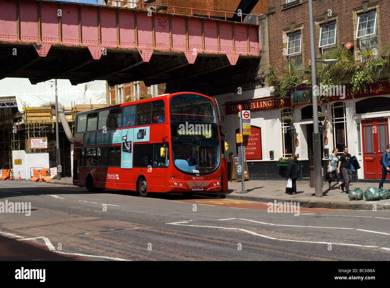Bus route 88 hi-res stock photography and images - Alamy