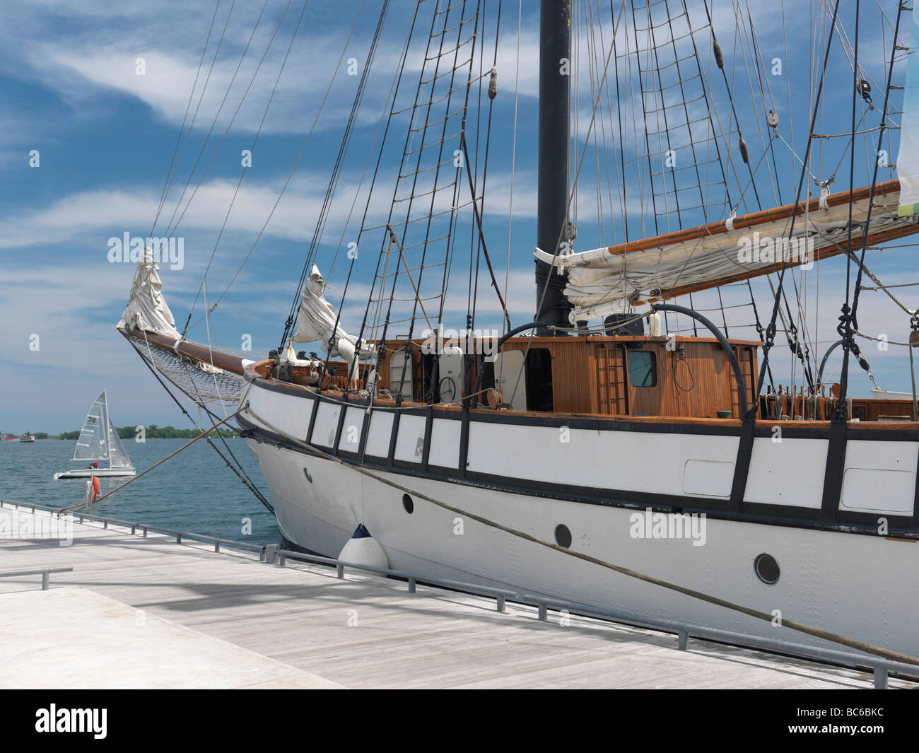 Tall ship Empire Sandy in Toronto harbour Stock Photo - Alamy