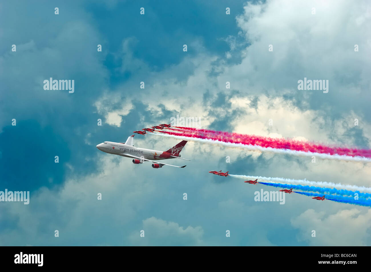 Virgin 747 jumbo fly past with red arrows on 25th anniversary biggin ...