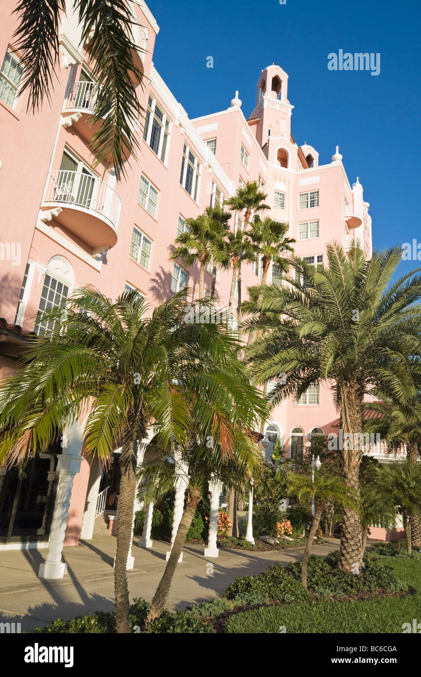 Art Deco building Stock Photo - Alamy