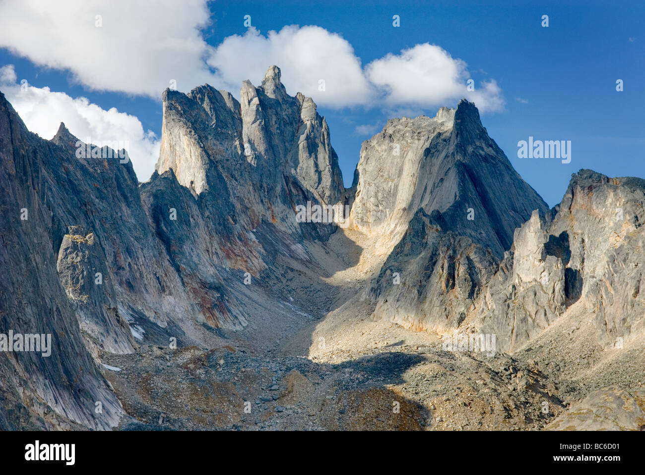 Jagged peaks and ridges of Monolith Mountain Tombstone Territorial Park ...