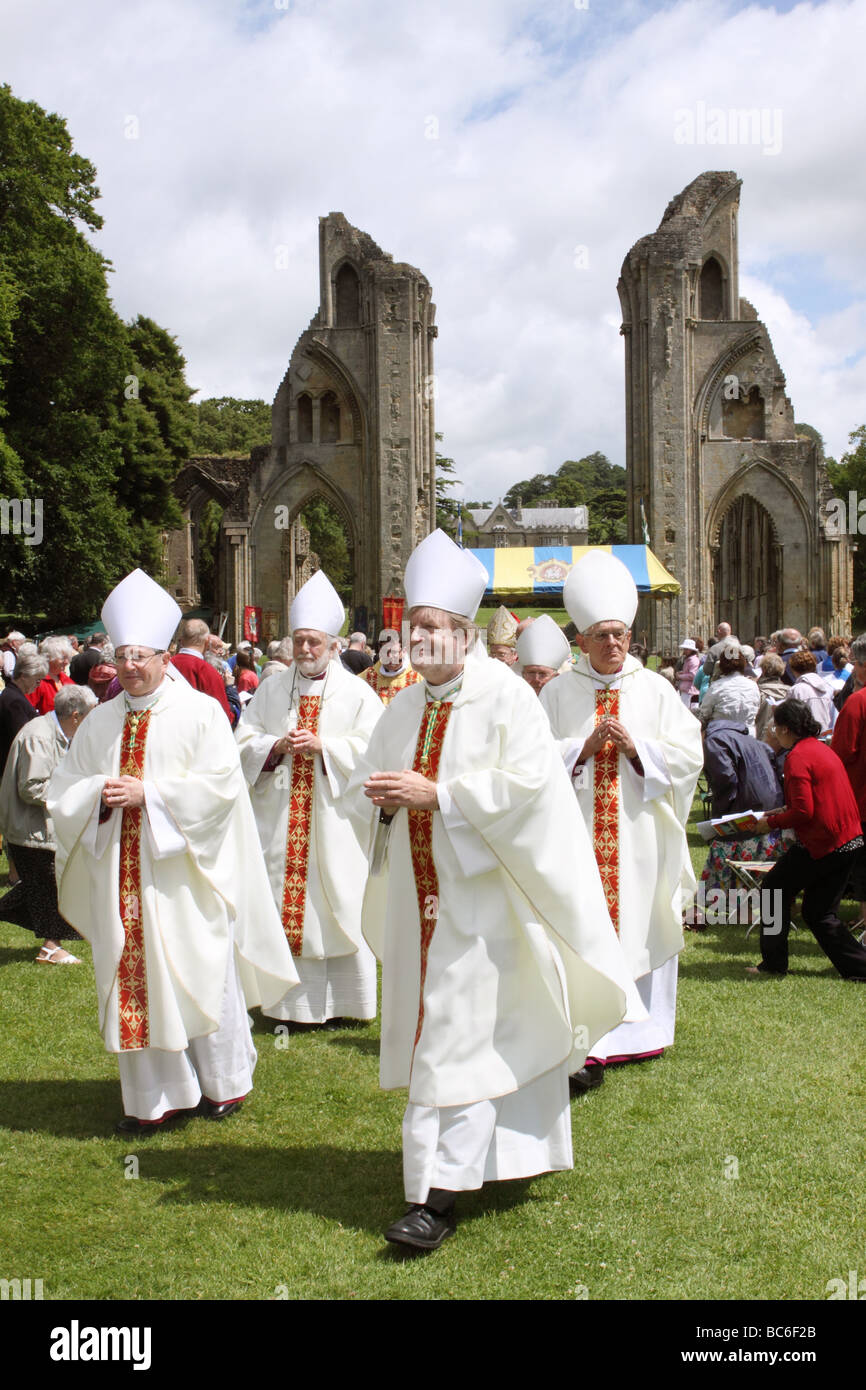 Glastonbury Abbey The Bishop of Ebbsfleet Andrew Burnham leads Anglican ...
