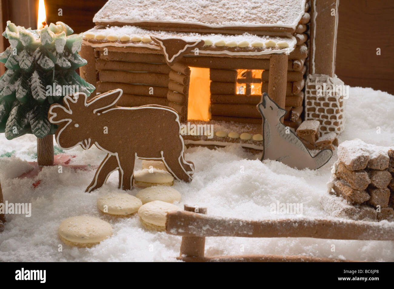 Gingerbread house gingerbread animals hi-res stock photography and ...