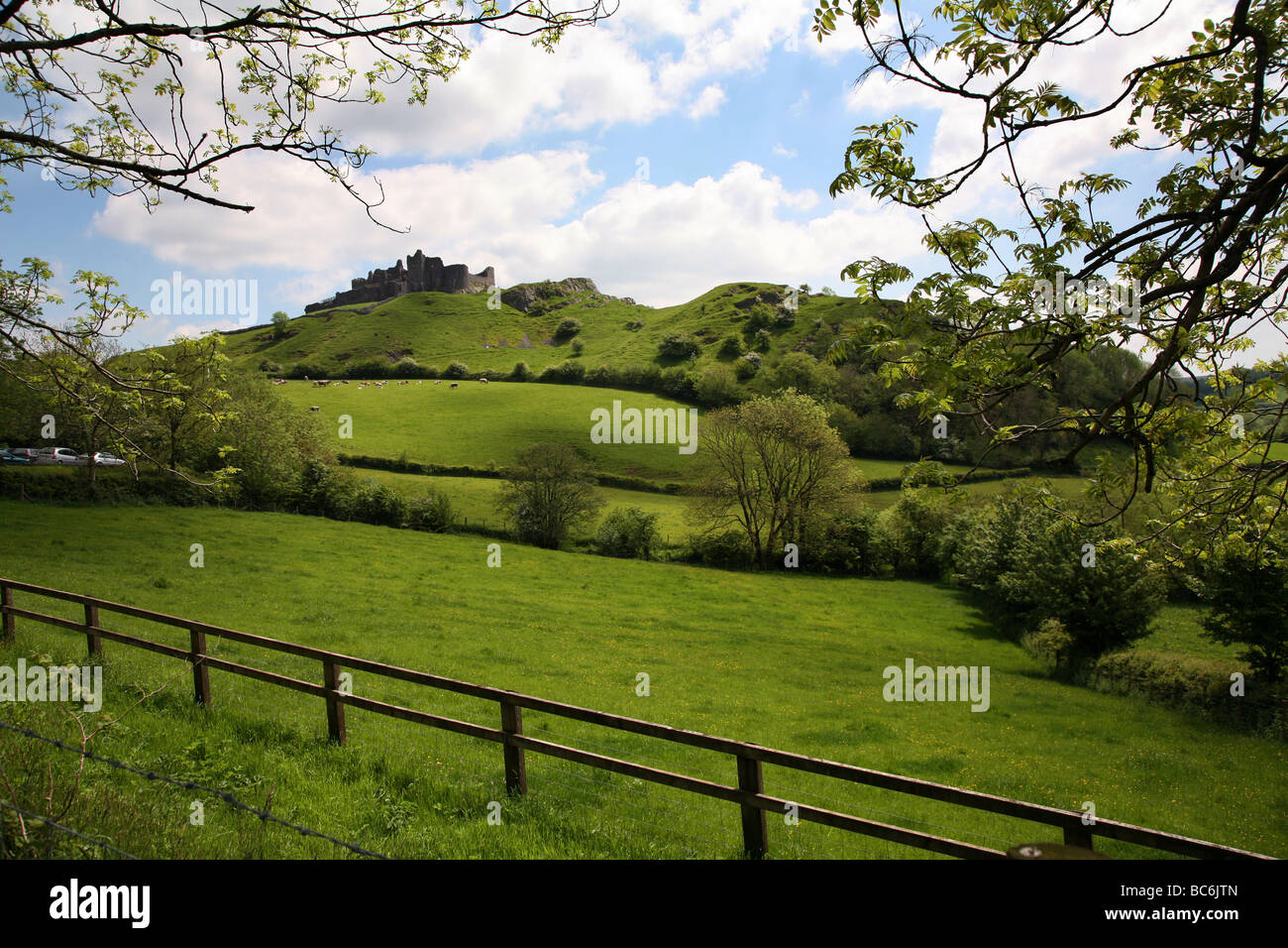 Imposing Carreg Cennen Castle, one of the most spectacular castles in ...