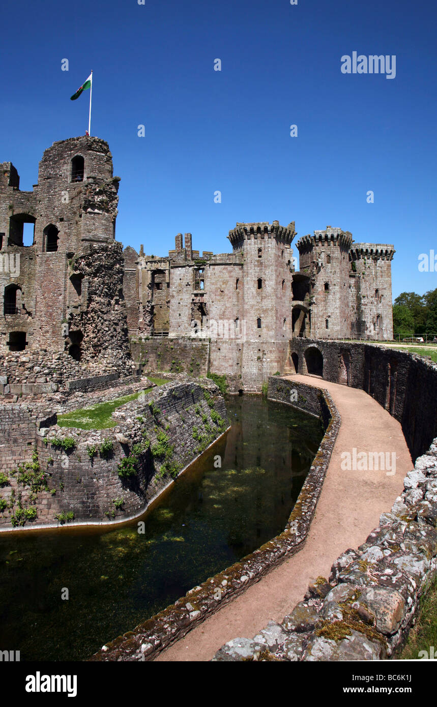 Village raglan hi-res stock photography and images - Alamy