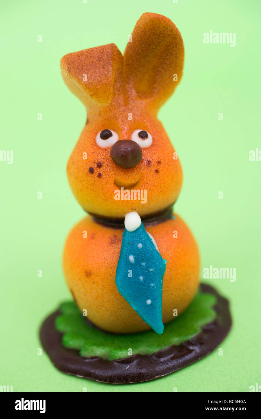 Marzipan easter hi-res stock photography and images - Alamy