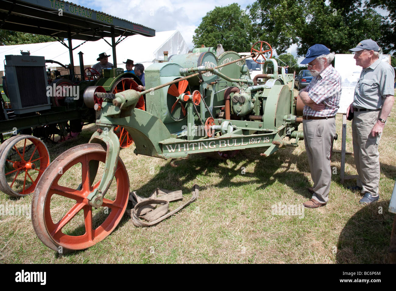 Whiting-Bull Tractor Engine Stock Photo - Alamy