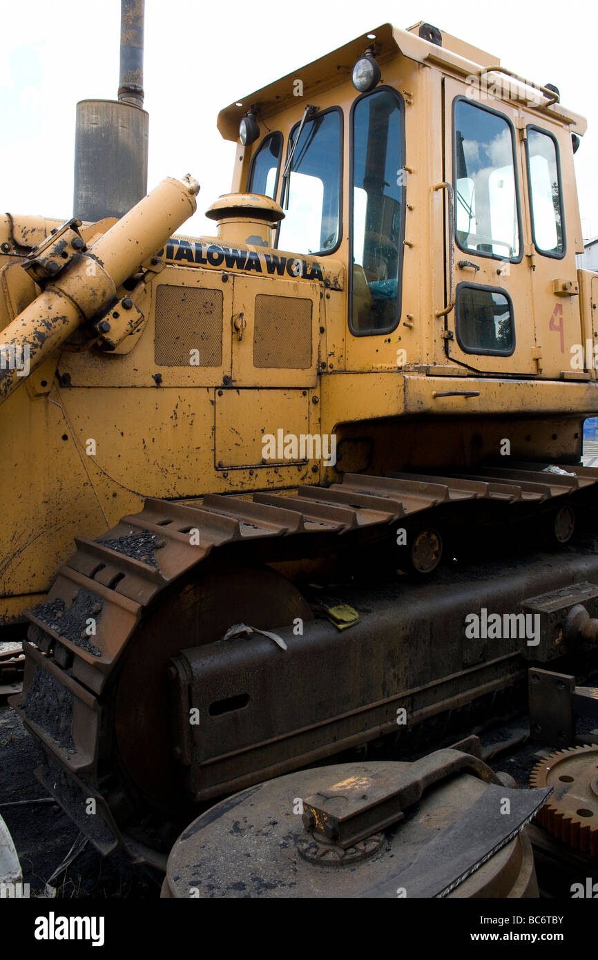Old bulldozer hi-res stock photography and images - Alamy