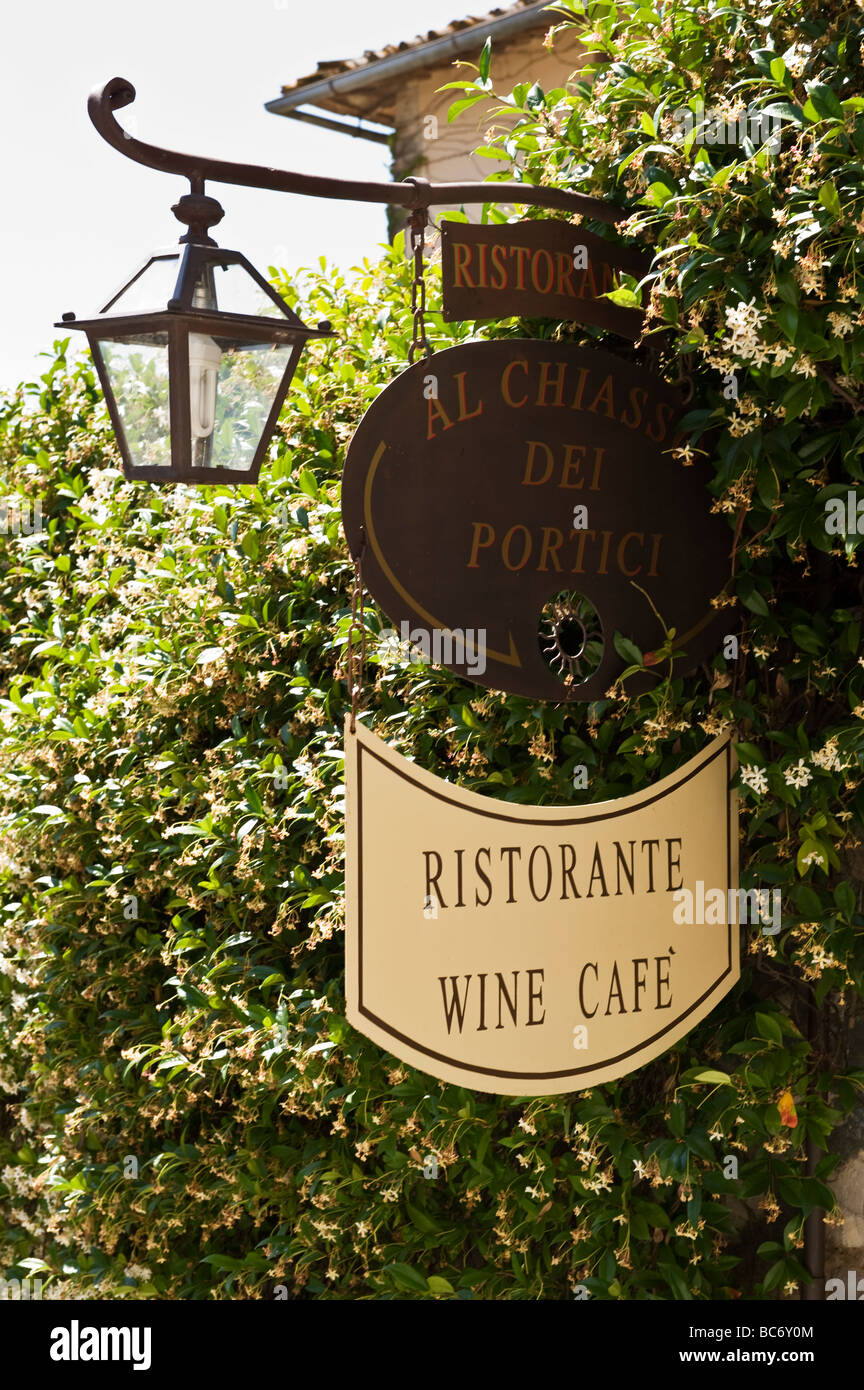 Per wine hi-res stock photography and images - Alamy