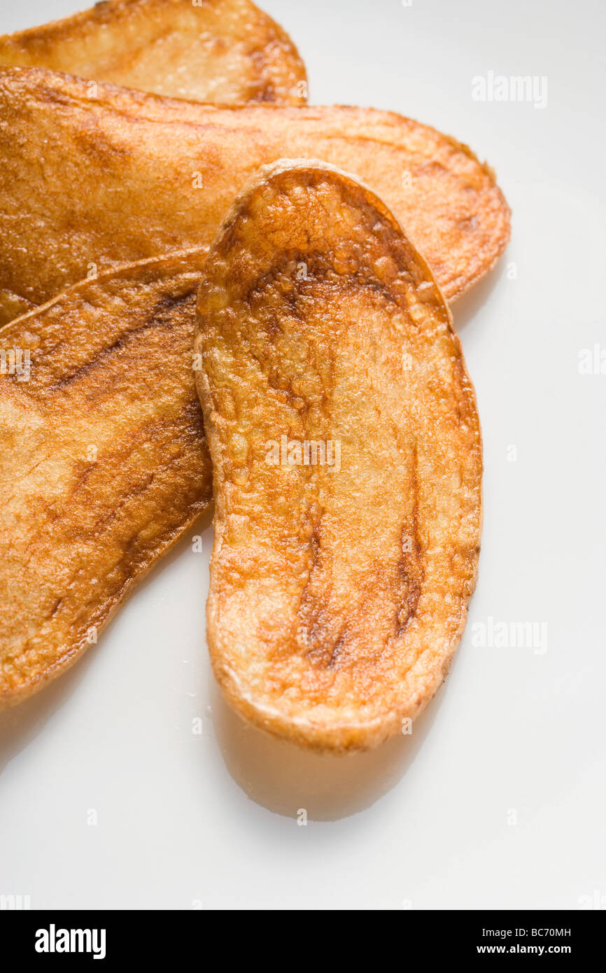 Home-made potato crisps Stock Photo - Alamy