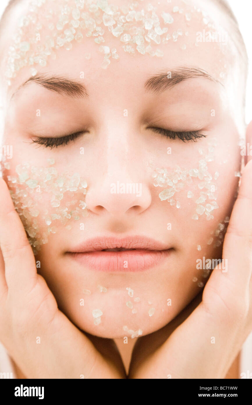 woman applying facial mask Stock Photo - Alamy