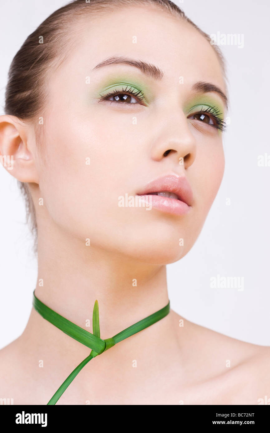 Green eyeliner makeup woman model hi-res stock photography and images ...