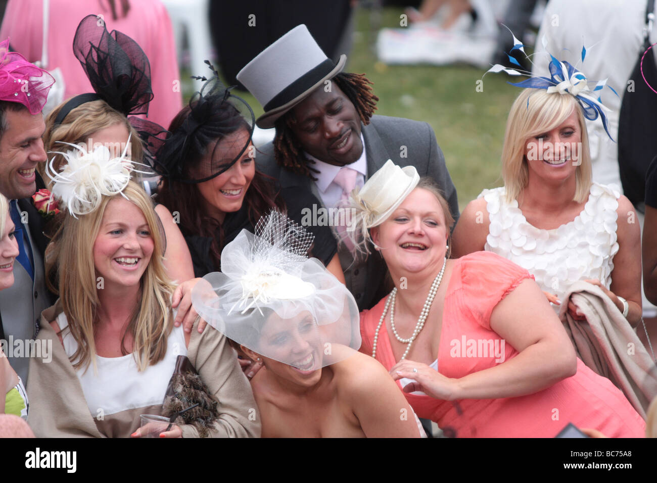 Ascot ladies day 09 Stock Photo - Alamy