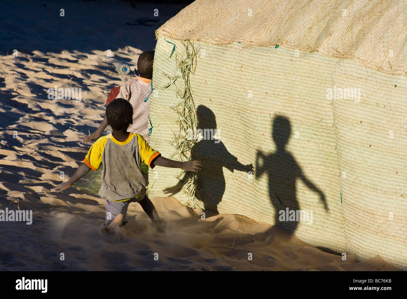 Tuareg boy hi-res stock photography and images - Alamy