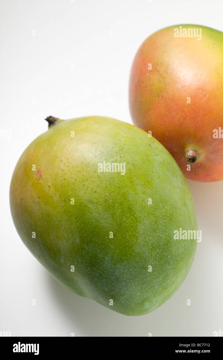 Mangos whole and cut hi-res stock photography and images - Alamy