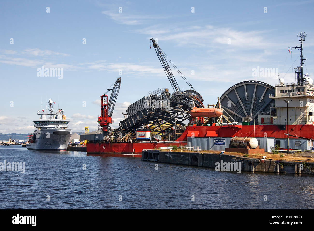 Leith docks hi-res stock photography and images - Alamy
