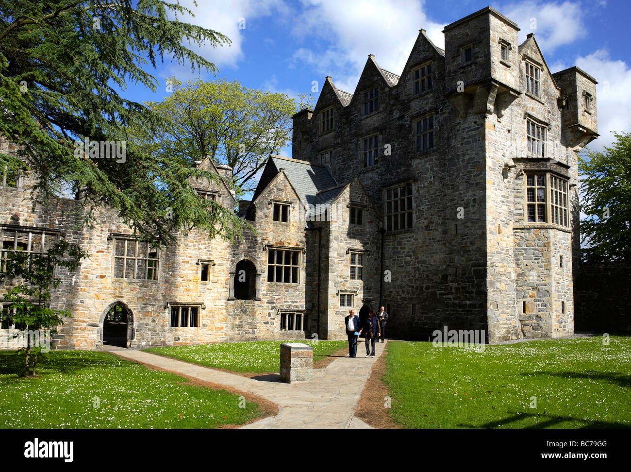 Donegal Castle Ireland Stock Photo - Alamy